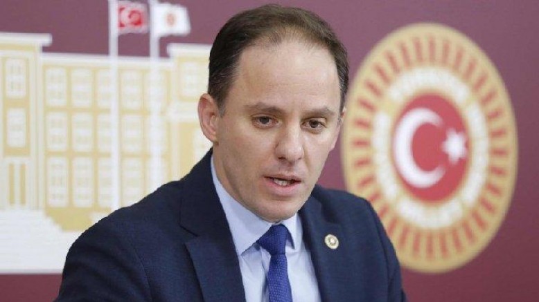 CHP’li vekil Turkcell’deki AKP’lileri ifşa etti - SİYASET - Güçlü ... CHP’li vekil Turkcell’deki AKP’lileri ifşa etti - SİYASET - Güçlü ...